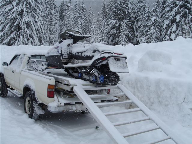 The Original Single Snowmobile Deck – Alfab Manufacturing Ltd.